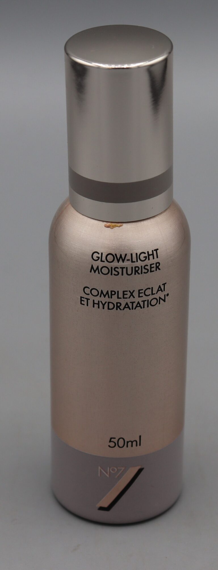 B4_008218 Moisturiser Spray – Museum of Everyday Life